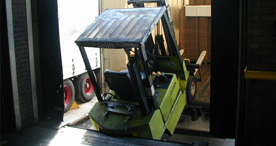 Why Loading Docks Need Vehicle Restraint Systems | Rite-Hite