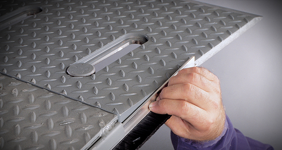 Dock Levelers | Hydraulic, Mechanical, & Air Powered | Rite-Hite